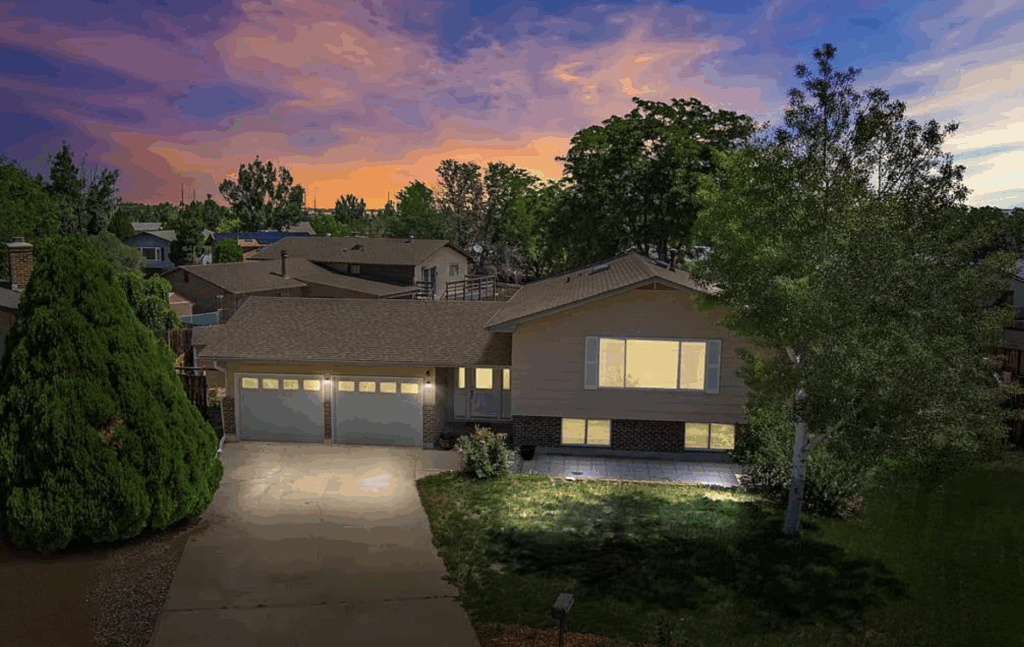 Sundance House - Foundations Official